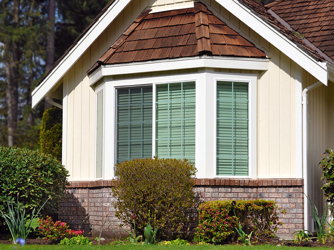 Top Questions to Ask Local Window Installers - EcoView